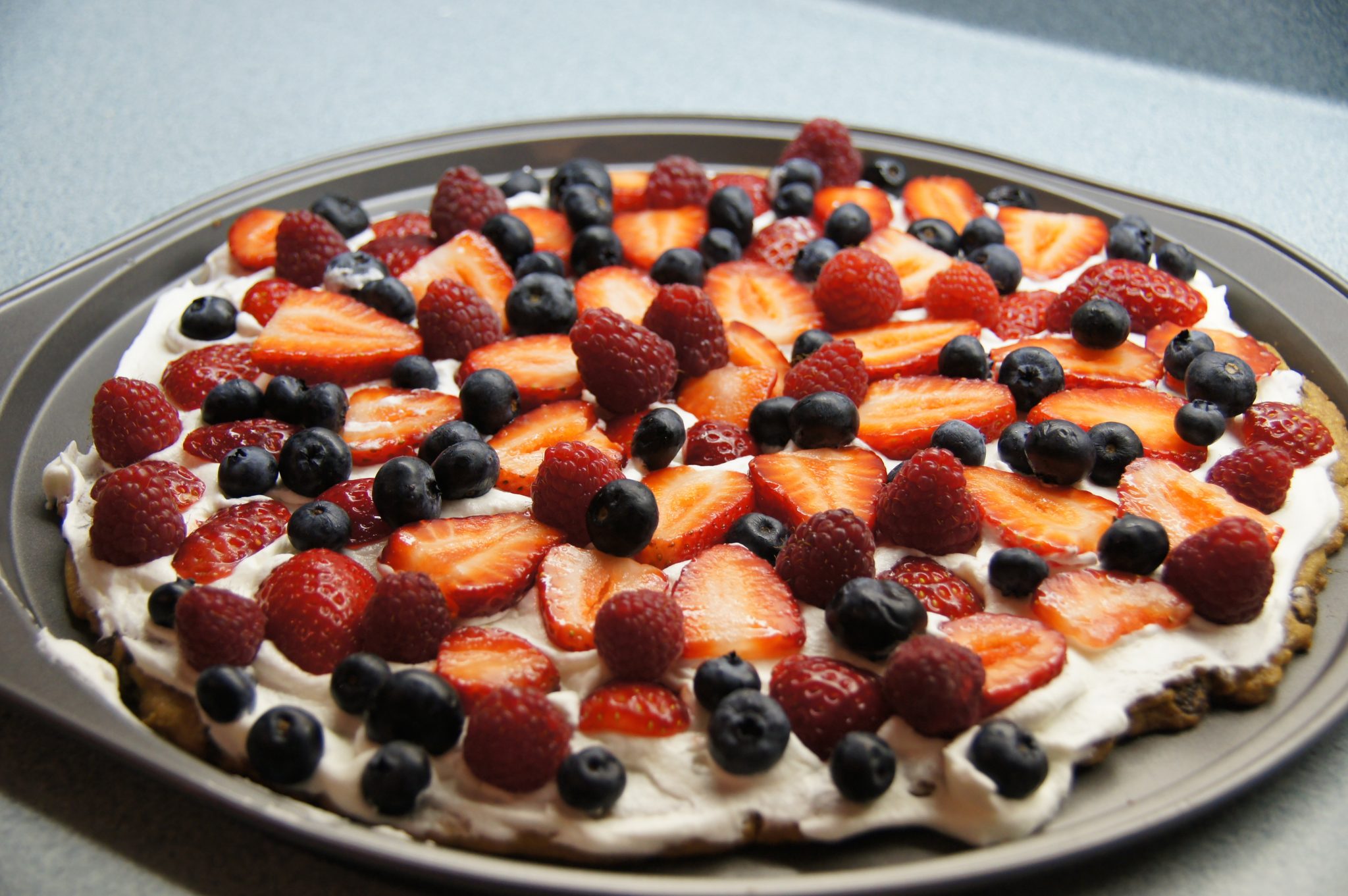 Barbecue Berry Dessert Pizza - Heeman's