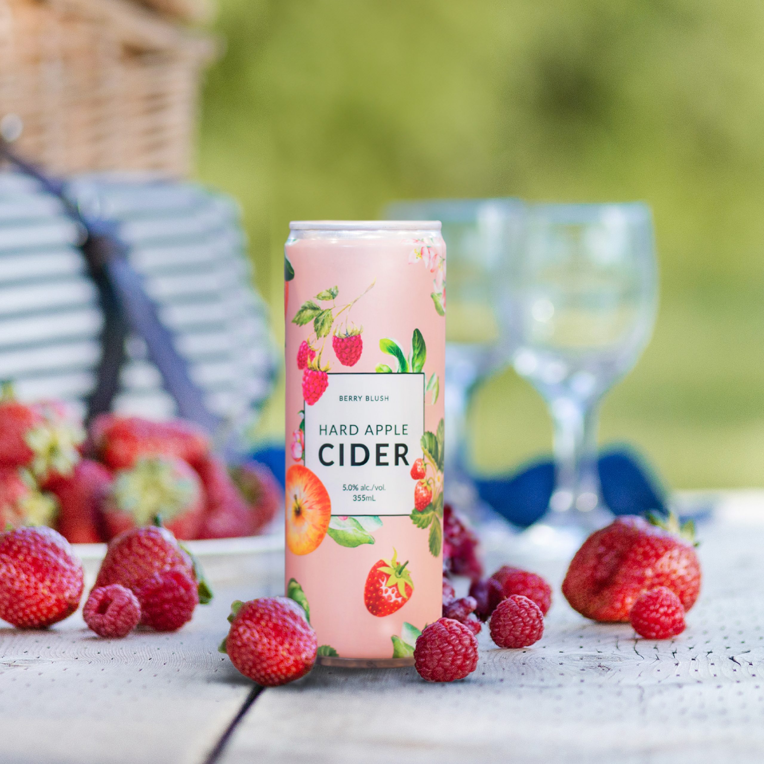 Berry Blush Hard Cider - Can - Heeman's